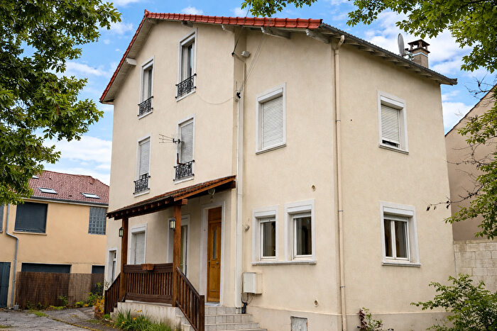 Appartement à louer - Houilles, Les Blanches - 2 pièces - 1 chambre