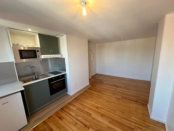 Appartement à louer - Fontainebleau, Constance, Fleury - 2 pièces - 1 chambre