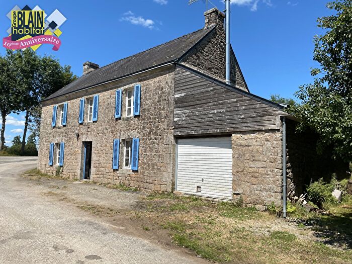 Maison à vendre - Lanvénégen - 7 pièces - 4 chambres