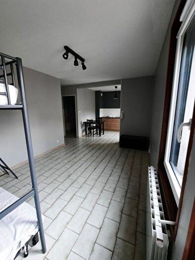 Colline des Pères-Tardy, Saint-Étienne : Appartement 1 pièce à louer