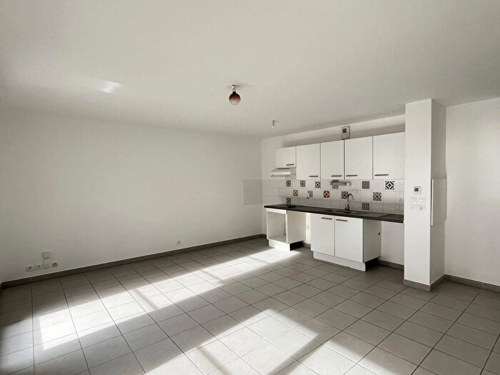 Appartement à louer - Toulouse, Croix Daurade - 3 pièces - 2 chambres