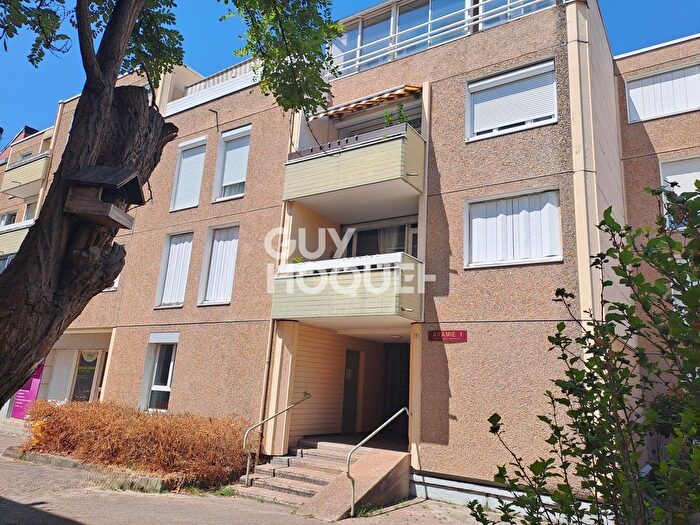 Appartement 1 pièce à vendre à Bourgoin-Jallieu, Centre-ville, Pont Saint-Michel