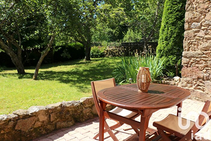 Maison à vendre - Saint-Sauveur-la-Sagne - 4 pièces - 3 chambres