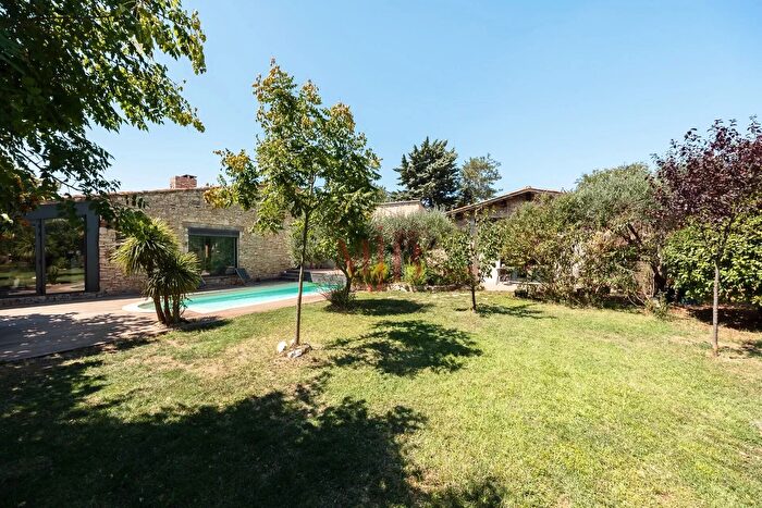 Maison à vendre - Aix-en-Provence, Puyricard, Célony - 8 pièces - 5 chambres