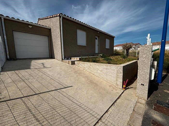 Berriac : Maison 4 pièces à louer