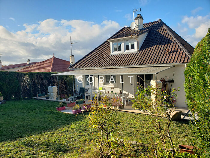 Maison à vendre - Bonnières-sur-Seine - 5 pièces - 4 chambres