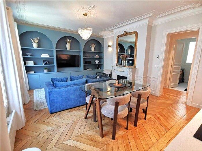 Appartement 3 pièces à Batignolles-Cardinet, Paris 17ème arrondissement, à louer