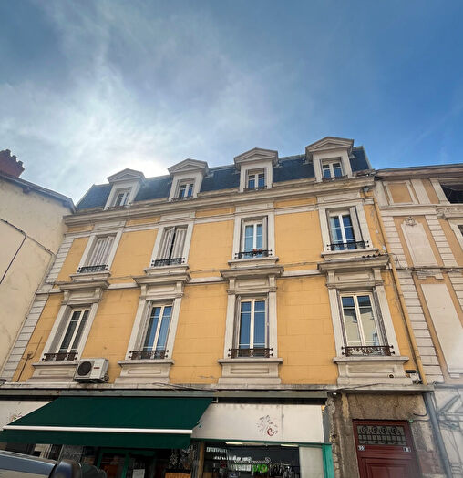 Appartement 3 pièces à Vienne, Centre-ville, à vendre