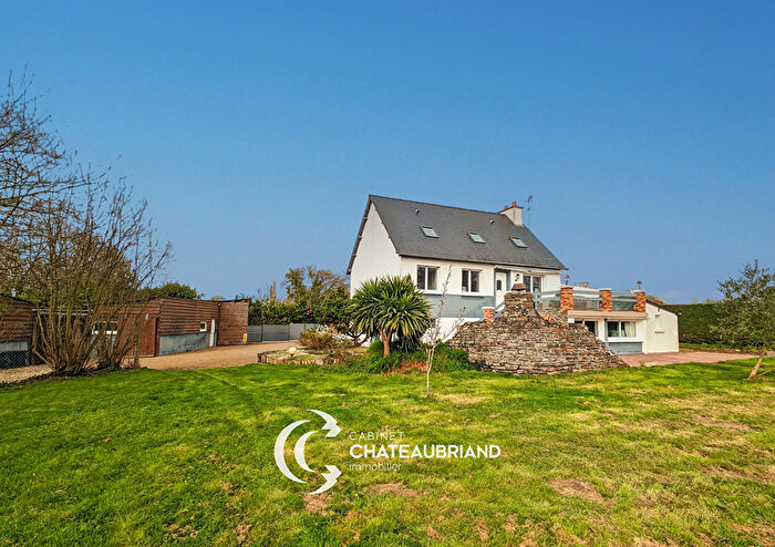 Maison à vendre - Baguer-Morvan - 9 pièces - 4 chambres