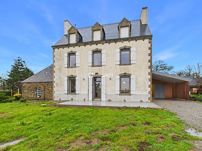 Maison à louer - Pouldreuzic - 5 pièces - 4 chambres