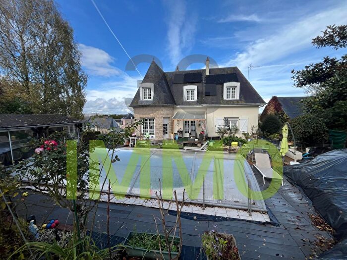 Saint-Sever-Calvados - Maison 7 pièces à vendre