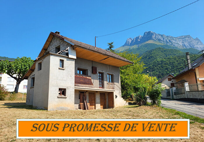 Maison à vendre - Saint-Pierre-dAlbigny - 4 pièces - 2 chambres