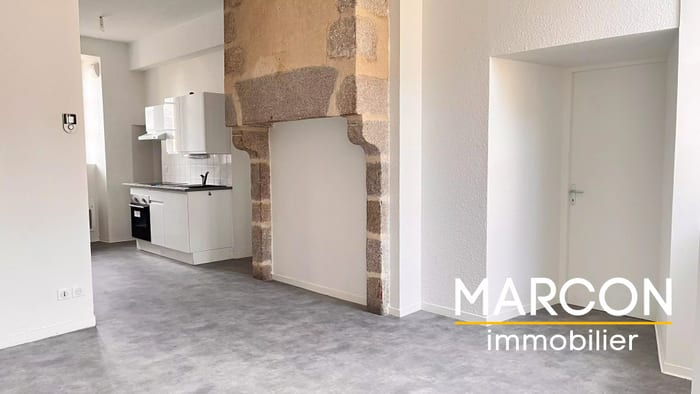 Appartement 4 pièces à louer à postalCode