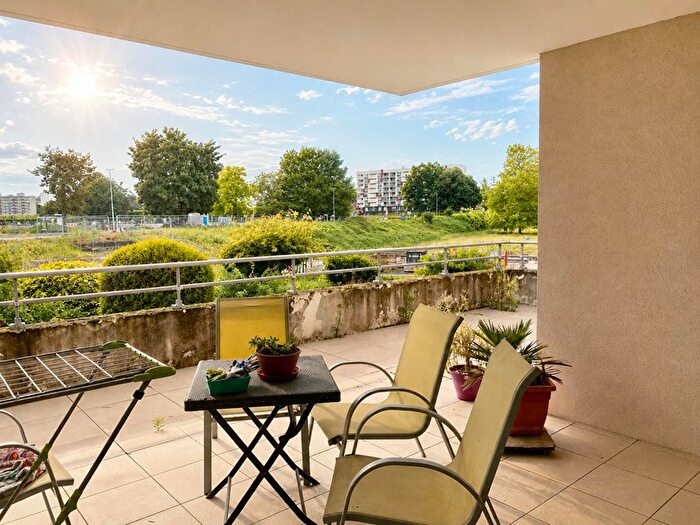 Appartement 3 pièces à Montceau-les-Mines, à vendre
