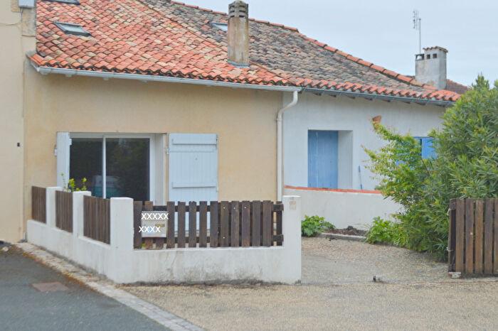 Maison à vendre - Mortagne-sur-Gironde - 3 pièces - 2 chambres