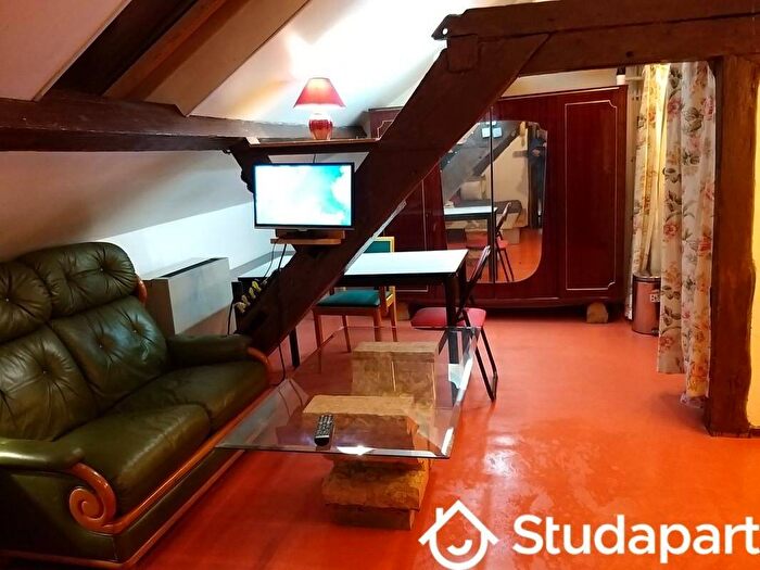 Appartement à louer - Centre Ville, Sarreguemines - 1 pièce - 1 chambre