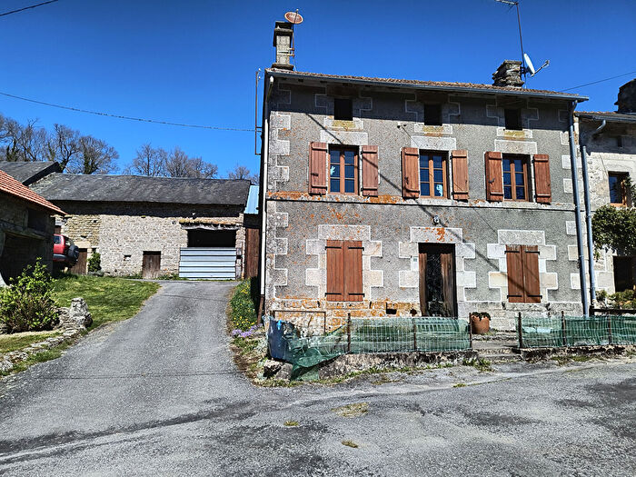 Maison à vendre - Saint-Léger-la-Montagne - 4 pièces - 2 chambres