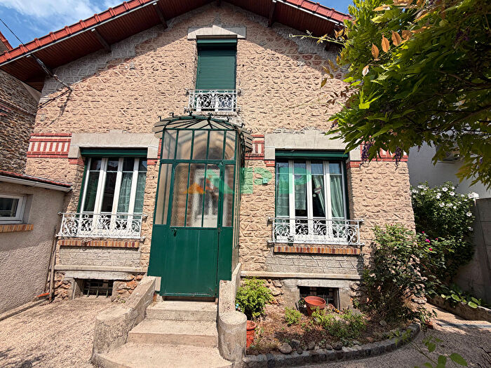 Villeneuve-le-Roi, Plateau Frais Rosset, Aéroport : Maison 4 pièces à vendre