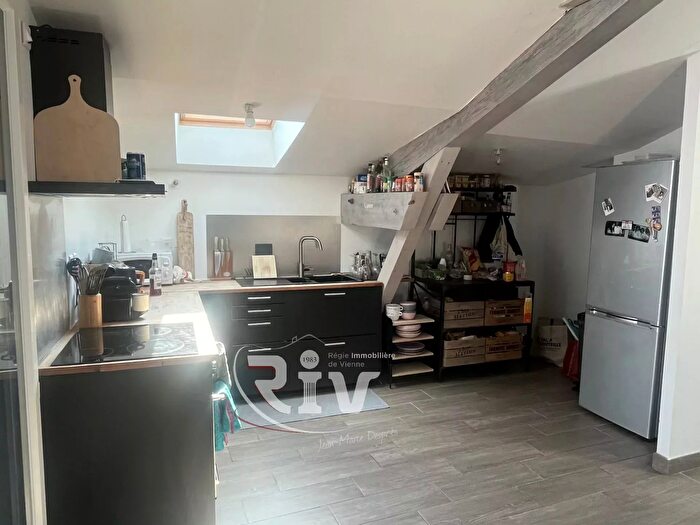 Loire-sur-Rhône - Appartement 4 pièces à louer