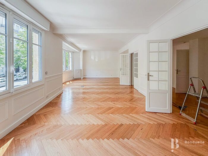 Appartement 5 pièces à Paris 8ème, Hoche Friedland, à louer