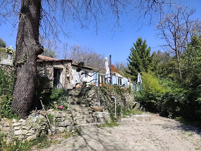 Maison à vendre - Grasse - 4 pièces - 2 chambres