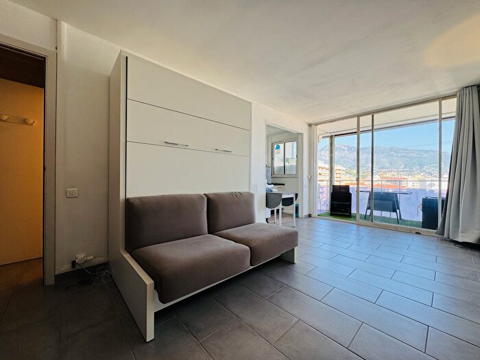 Appartement à louer - Roquebrune-Cap-Martin, Carnolès, Gare, Cap Azur - 1 pièce