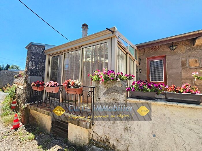 Maison 3 pièces à Lapte, à louer