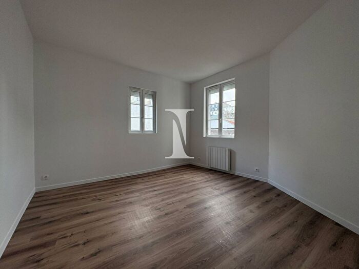 Appartement à louer - Belleville, Paris ème - 1 pièce