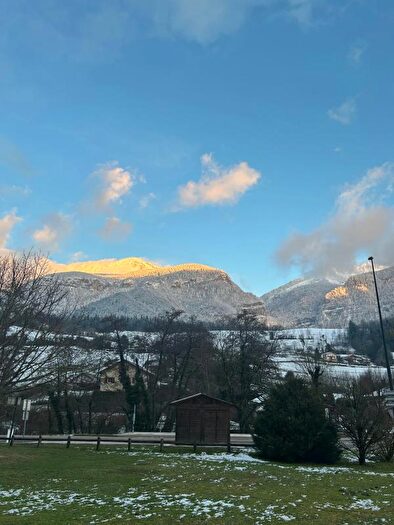 Appartement à vendre - Pommiers-la-Placette - 3 pièces - 2 chambres