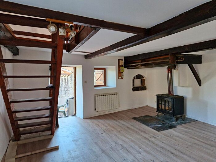 Maison à vendre - Saint-Just-en-Chevalet - 8 pièces - 6 chambres