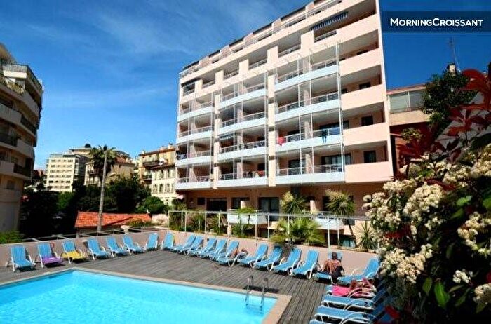Appartement à louer - Suquet, Cannes - 2 pièces - 1 chambre