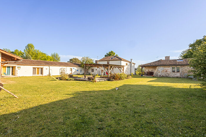 Maison à vendre - Tercis-les-Bains - 14 pièces - 11 chambres