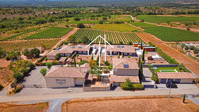 Maison 20 pièces à Ruoms, à vendre