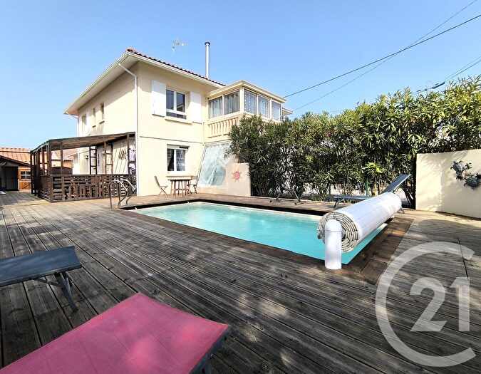 Maison à vendre - Andernos-les-Bains, Broustic, Avenue de Bordeaux, Capsus - 9 pièces - 5 chambres