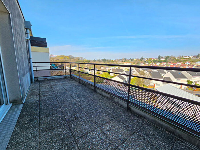 Appartement à louer - Besançon, Saint-Claude, Torcols, Chailluz - 3 pièces - 2 chambres