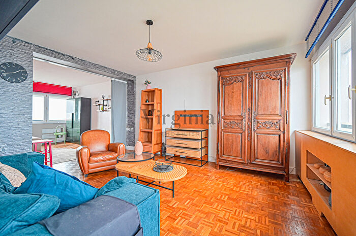 Appartement à vendre - Maisons-Alfort, Charentonneau - 2 pièces - 1 chambre