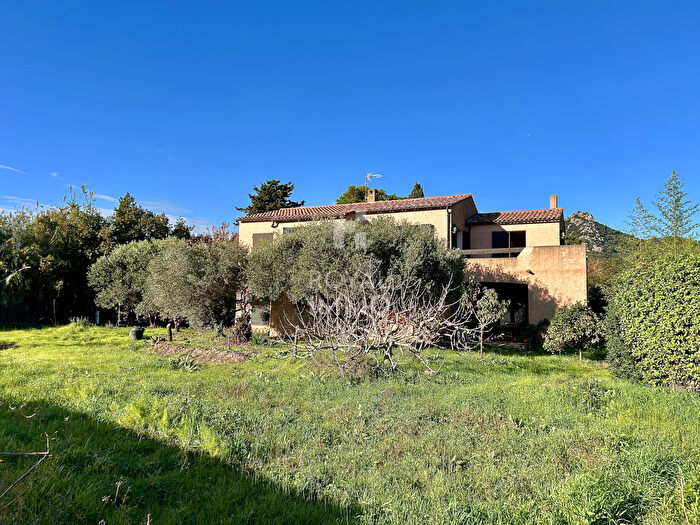 Maison à vendre - Hyères, Costebelle, Almanarre - 5 pièces - 3 chambres