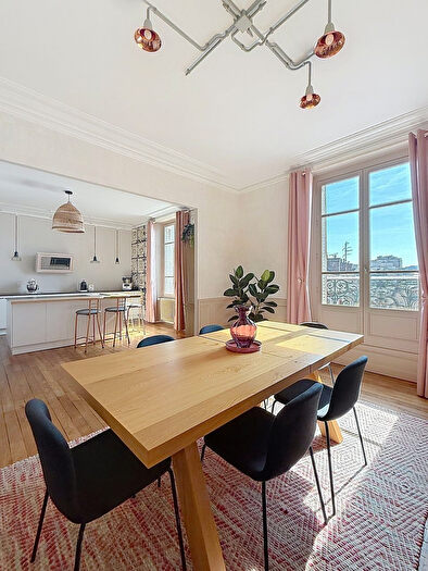 Appartement à vendre - Quartiers Centre, Saint-Hélier, Gare - 6 pièces - 4 chambres