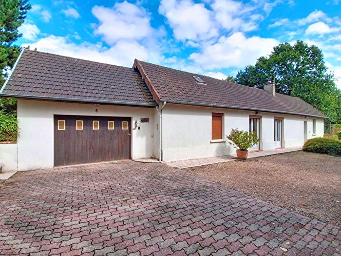 Maison à vendre - Étrépagny - 6 pièces - 4 chambres