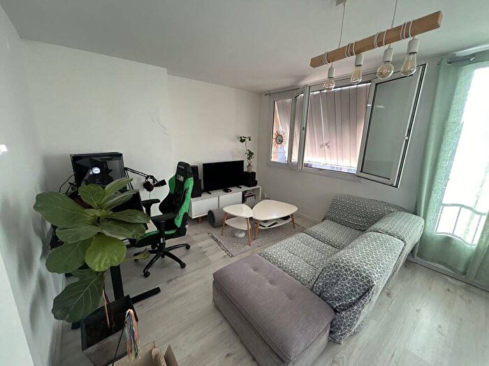 Appartement à louer - Maisons-Alfort - 2 pièces - 1 chambre