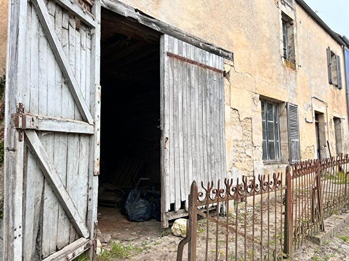 Maison à vendre - Crocy - 6 pièces - 5 chambres