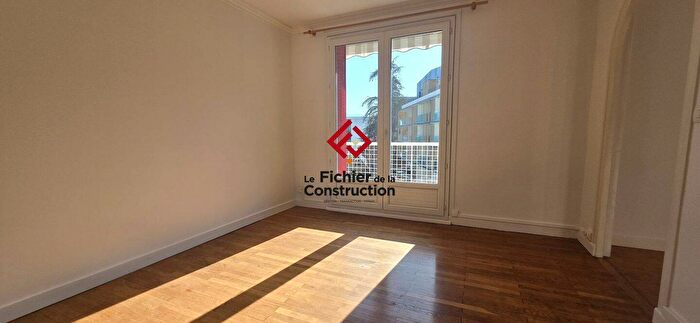 Appartement à louer - Allies-Clos dOr, Grenoble - 3 pièces - 2 chambres