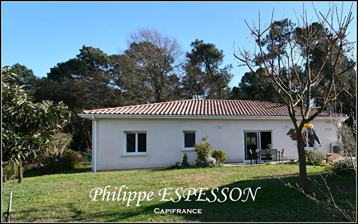 Maison à vendre - Fourques-sur-Garonne - 5 pièces - 3 chambres