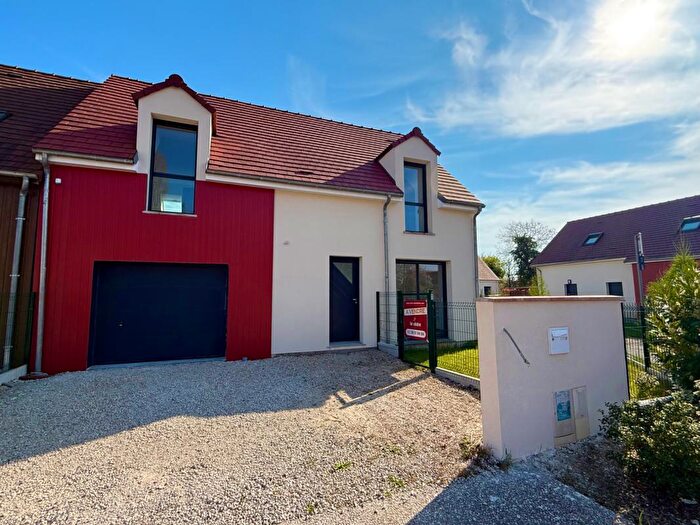 Maison à vendre - Saint-Pryvé-Saint-Mesmin - 4 pièces - 3 chambres