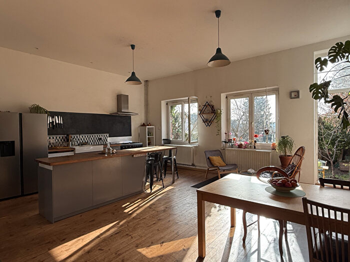 Maison à vendre - Saint-Étienne, Montaud - 9 pièces - 4 chambres