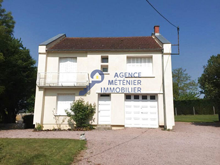Varennes-sur-Allier : Maison 5 pièces à louer