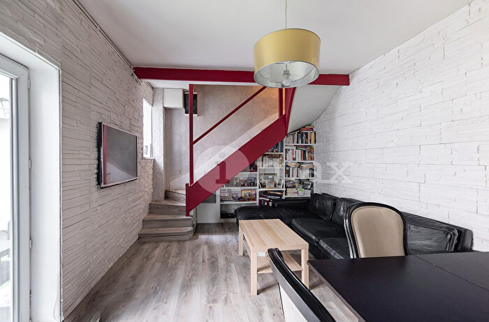 Asnières-sur-Seine, Centre-ville : Maison 4 pièces à vendre