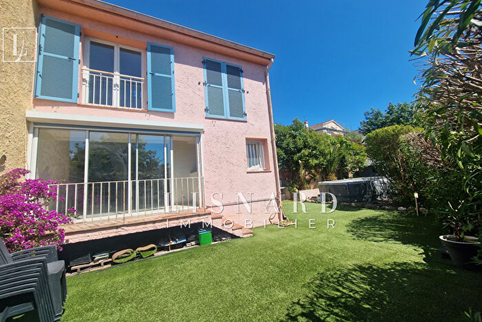 Maison 4 pièces à Vallauris, Les Mauruches, à vendre