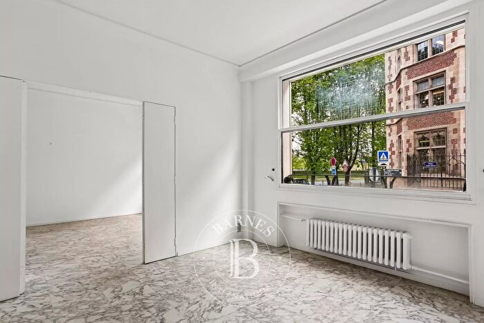 Paris 7ème, Champ de Mars : Appartement 3 pièces à vendre