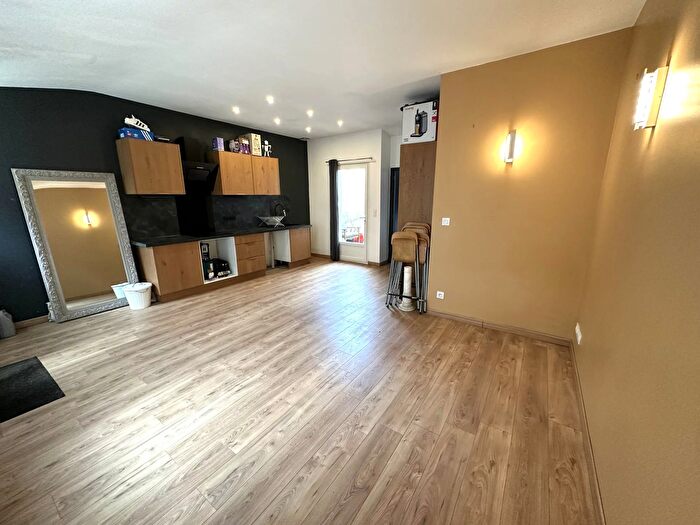 Maison à louer - Bruges, Ausone, La Hutte, Le Grand Darnal - 2 pièces - 1 chambre